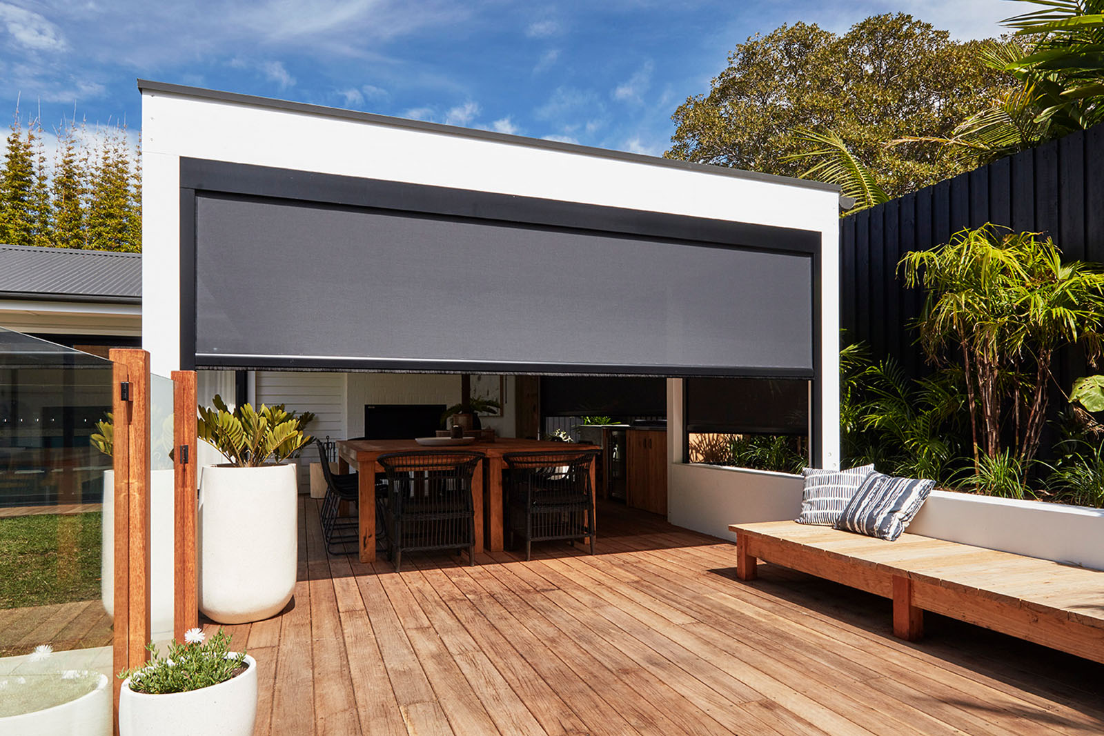 Be Inspired Outdoor Solutions Find Your Nearest Showroom Luxaflex Be Inspired Outdoor Solutions Find Your Nearest Showroom Luxaflex