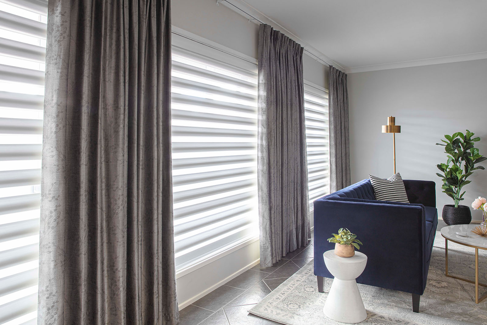 Be inspired-Living Room Solutions | Find your nearest showroom | Luxaflex®